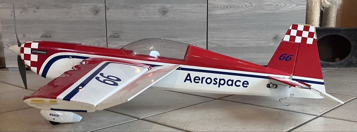 RC-Flugzeug Extra 300S (Gebraucht) in Boniswil für CHF 85 – nur ...