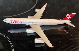 SWISS A340 - Flugzeugmodell 1:400 - NEU, in OVP (Neu und ...