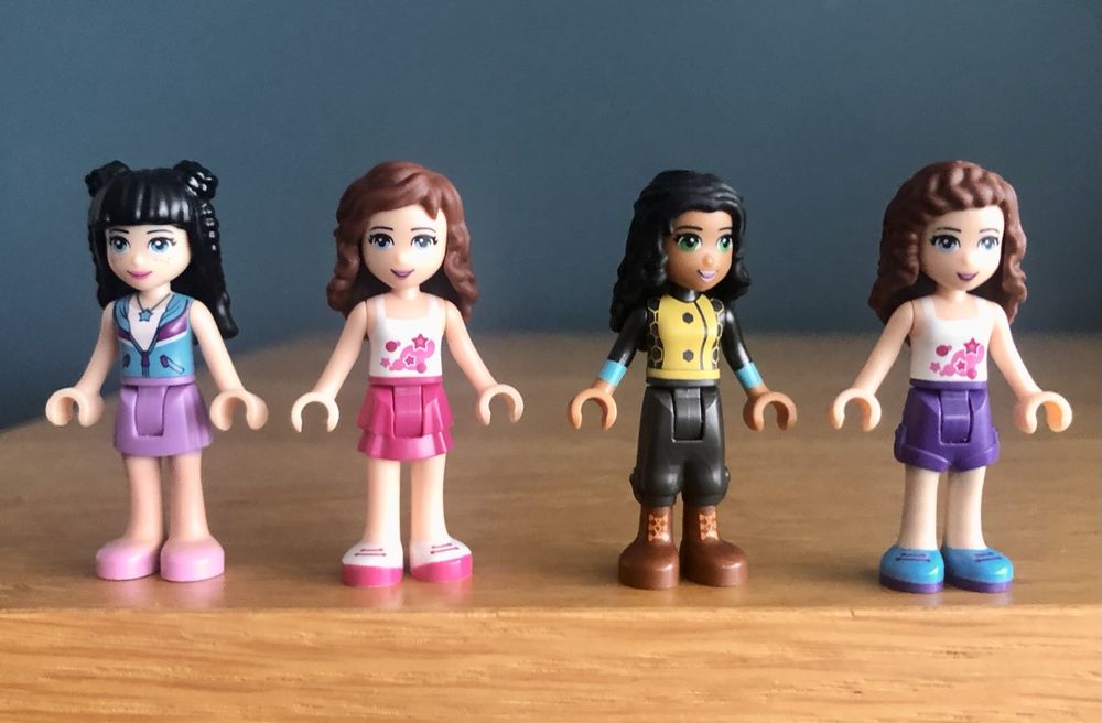 4 Figurines Lego Friends Filles 💖 (Gebraucht) in Lausanne für CHF 5 ...
