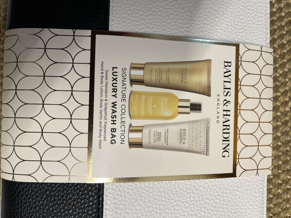 Baylis & Harding Set, NEU, Waschtasche mit Inhalt🎁 (Gebraucht) in Basel ...