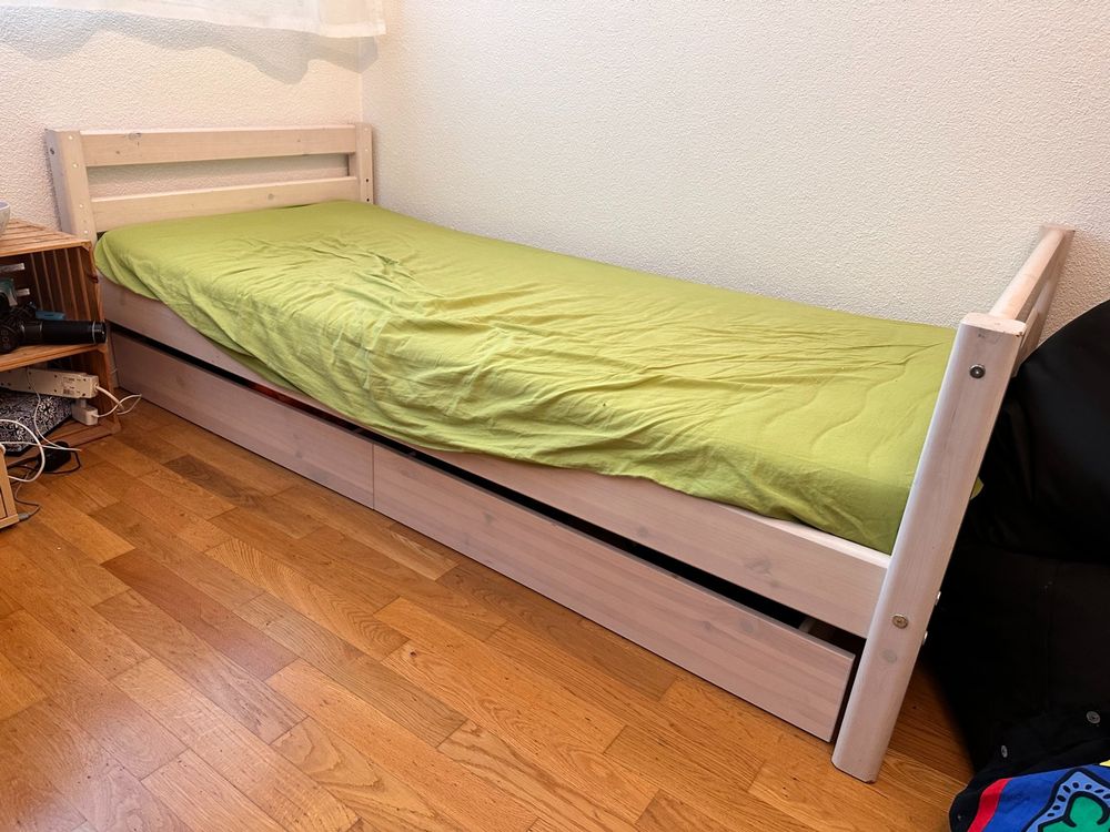 Flexa Bett Classic mit zwei Bettschubladen in gutem Zustand (Gebraucht ...