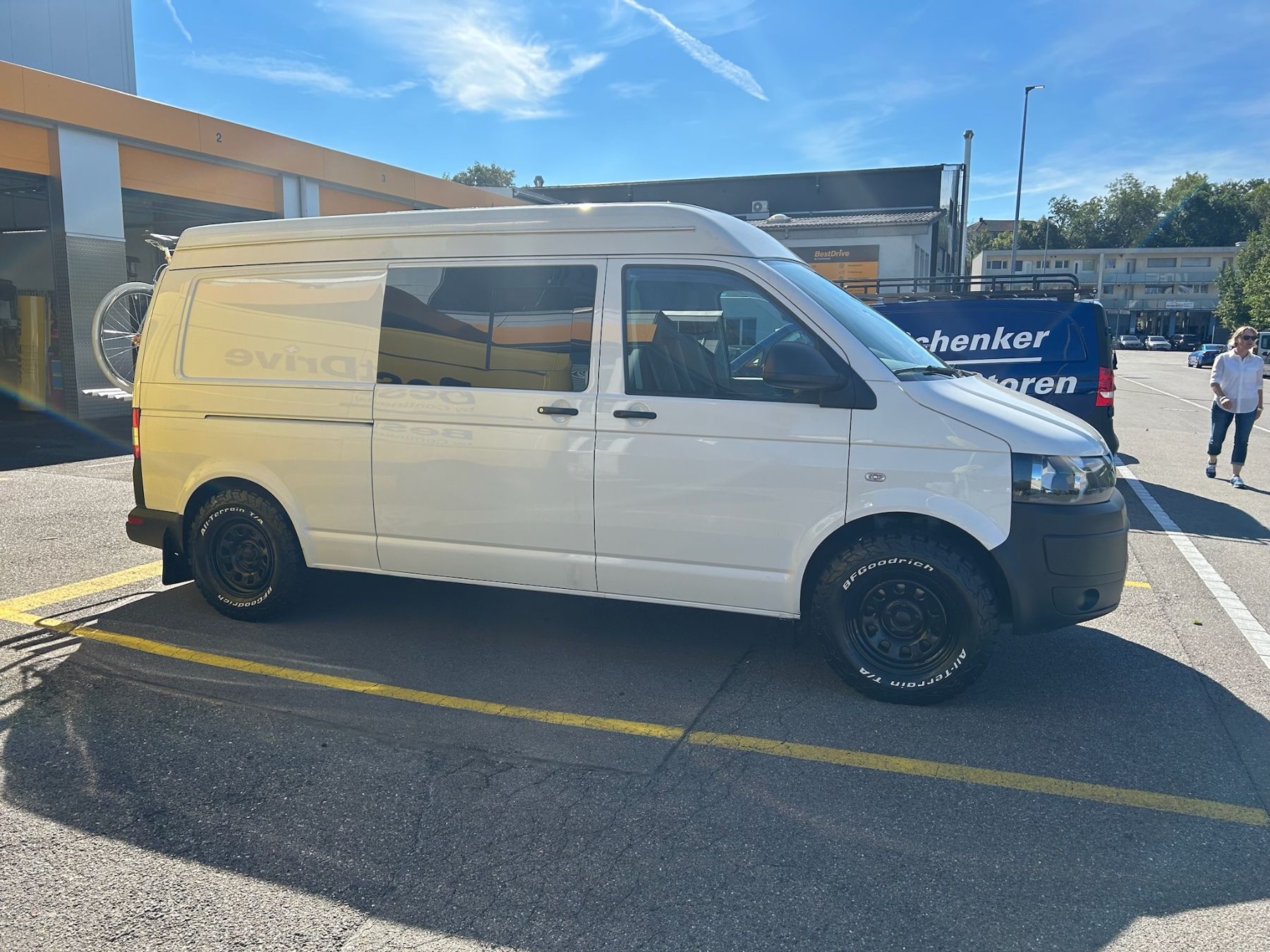 VW T5 Camper Hochdach inkl. Ausbau / Off Räder HESS (Gebraucht) in Seuzach für CHF 9999 – nur ...