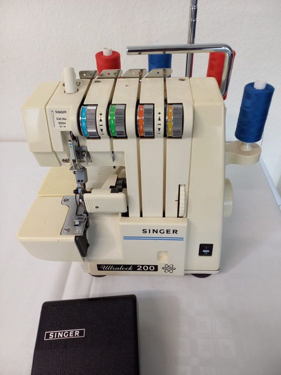 NÄHMASCHINE SINGER OVERLOCK | Kaufen auf Ricardo