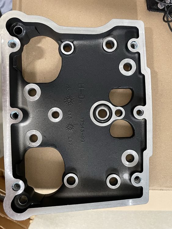 Harley davidson Twin Cam Rocker Box (Gebraucht) in Dierikon für CHF 100 ...