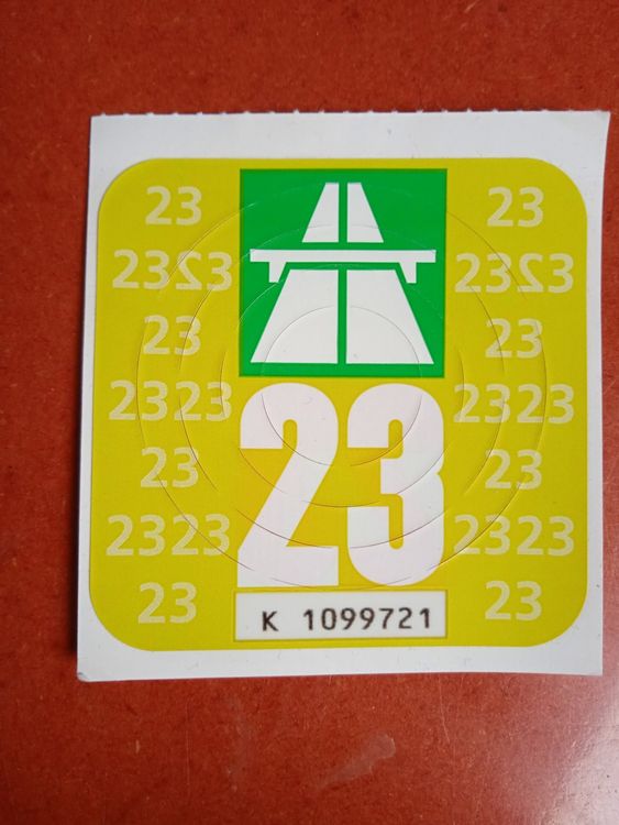 Autobahn vignette 2023 (Neu und originalverpackt) in Düdingen für CHF 36 – nur Abholung auf ...