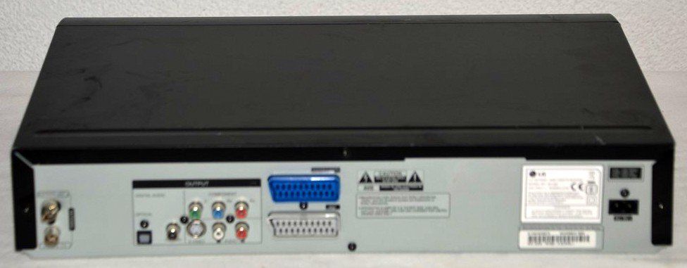 Combo DVD / VHS LG RC388 Recorder (Gebraucht) in Collonges für CHF 190 – mit Lieferung auf ...