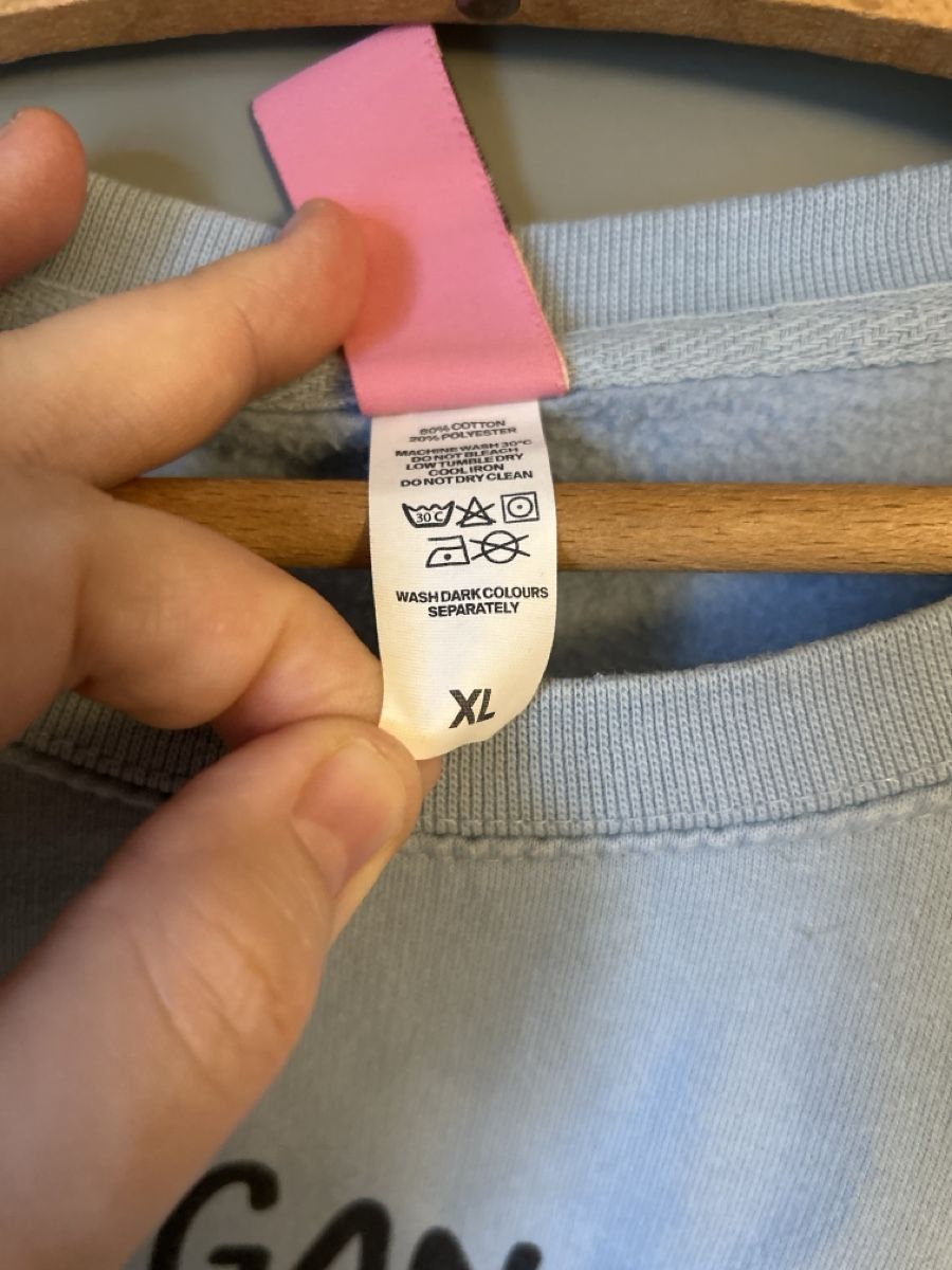 Sassy Spud Pullover "Gangsta Wrapper" (XL) (Gebraucht) in Basel für CHF ...