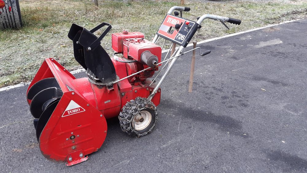 Toro Schneefräse 726 ab 1 Franken (Defekt) in Unteriberg für CHF 129 ...