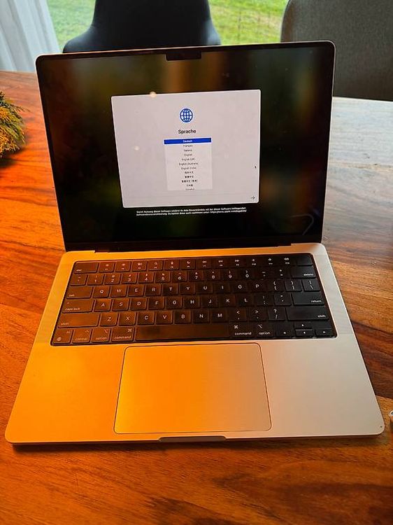MacBook 14 Pro M1 Pro 16GB 1TB 10 core CPU 14 core GPU (Gebraucht) in ...