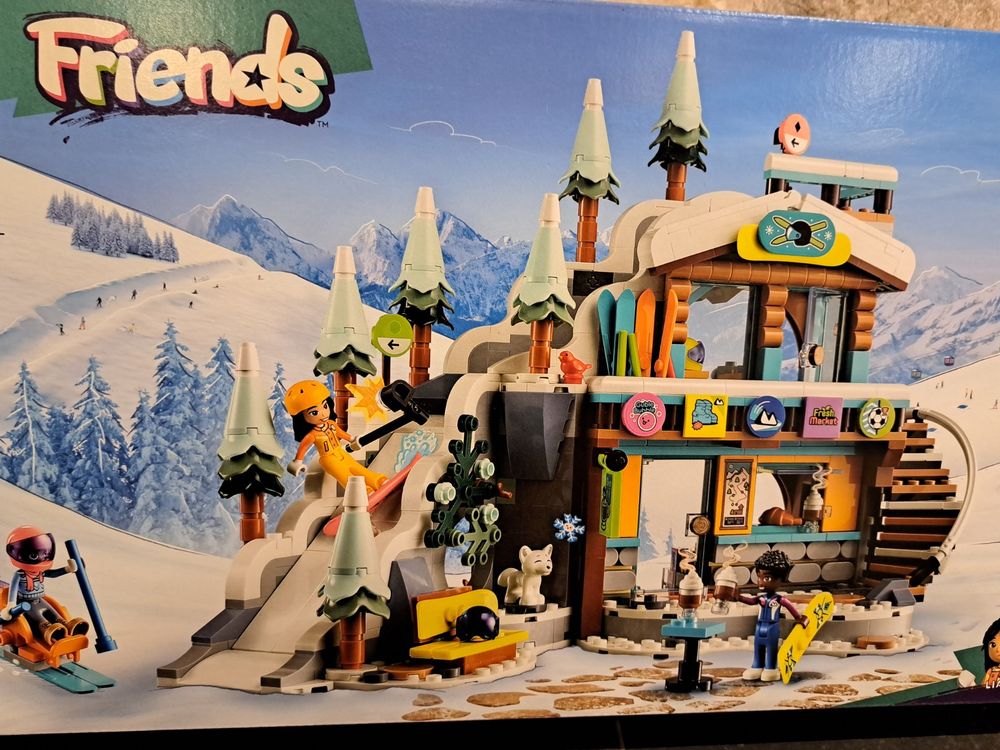 Lego Friends mega Sets alle in OVP drei Sets NEU! (Gebraucht) in ...