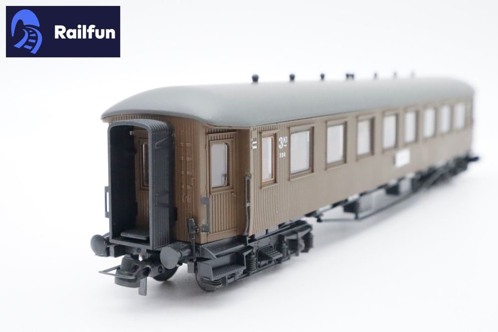 Roco 44261 NSB 3.Kl. Reisezugwagen 224 H0 DC (Gebraucht) in Basel für ...