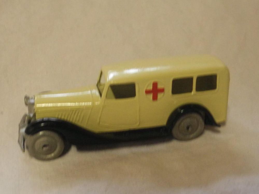 DINKY TOYS CLUB FRANCE CDF 14 VON 2002 AMBULANCE NEUWERTIG (Neu (gemäss ...