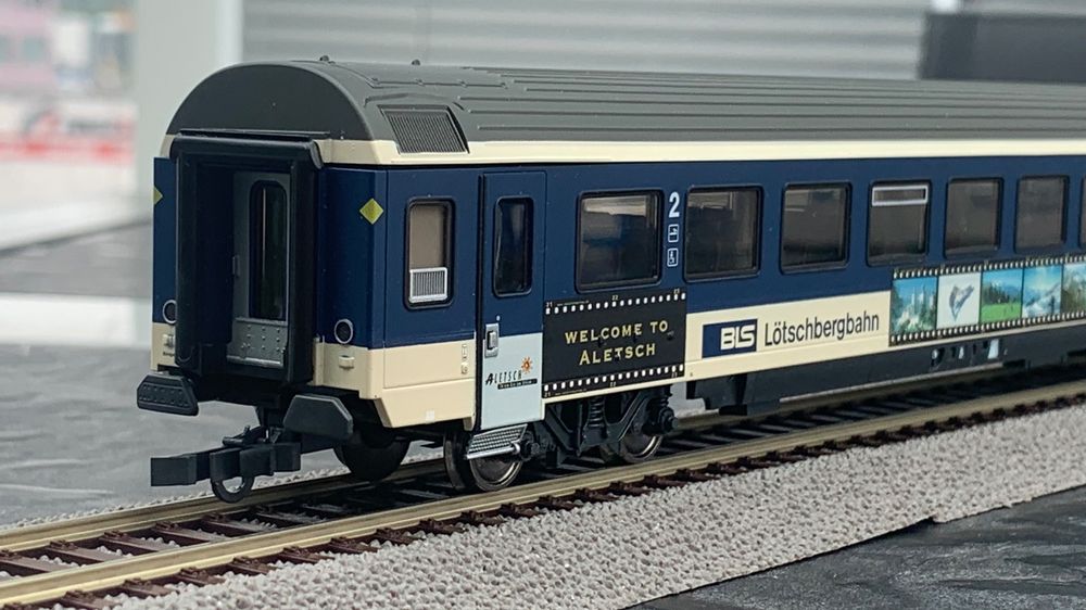 ROCO 45321.1 / BLS Tourismus Wallis "Aletsch" /DC / NEM | Kaufen auf ...