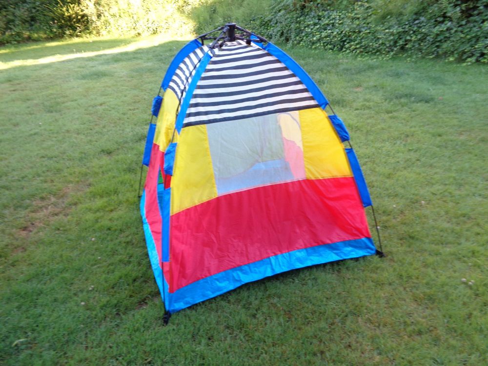 Wehncke Outdoor Kinder Zelt mit einem klick aufbauen (Gebraucht) in ...