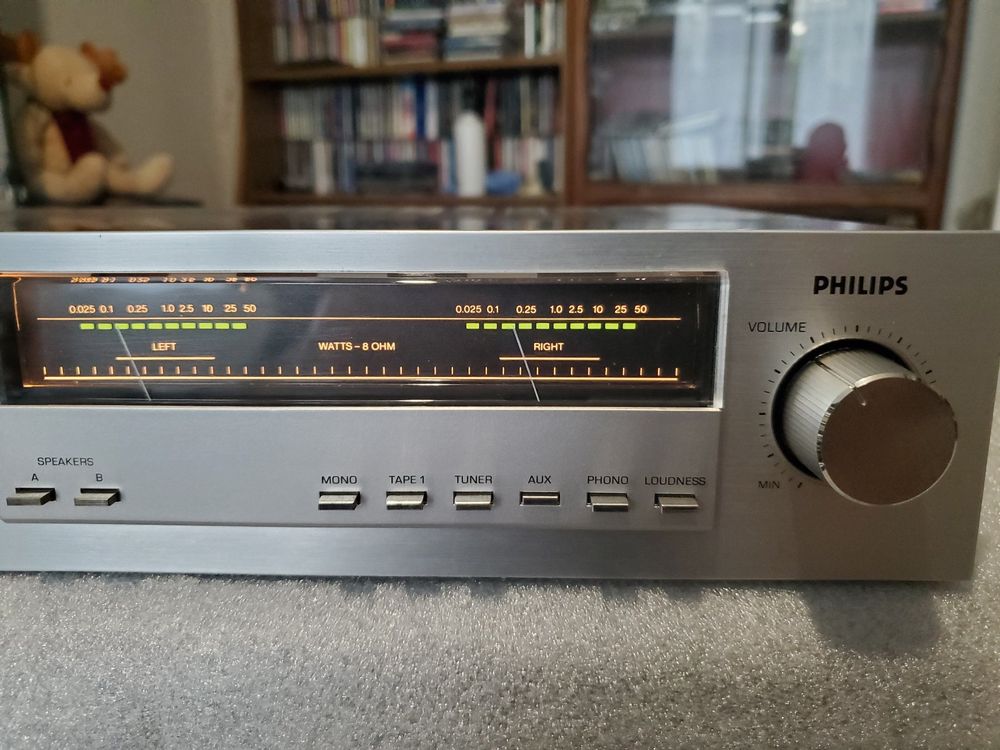 🎶 Rare Philips F4212 Hifi (Gebraucht) in Delémont für CHF 115 – mit ...