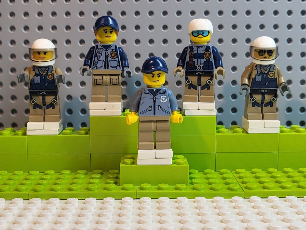 5 Lego-Minifiguren der Serie City, Creator: Polizei | Kaufen auf Ricardo