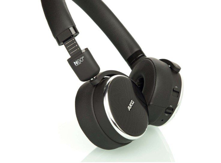 Wireless On-Ear-Kopfhörer AKG N60NC Schwarz (Akku schwach) (Defekt) in Rütihof für CHF 1 – mit ...