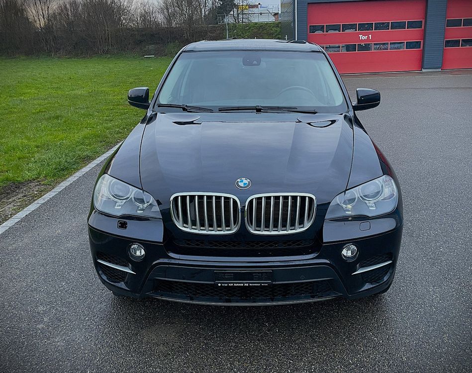 BMW X5 xDrive50i 4x4 408 PS Frisch MFK Vollausstattung (Gebraucht) in ...