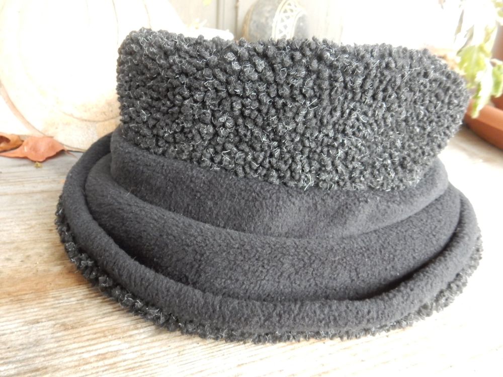 Mütze Fleece & Bouclé one size aus Südfrankreich (Gebraucht) in ...