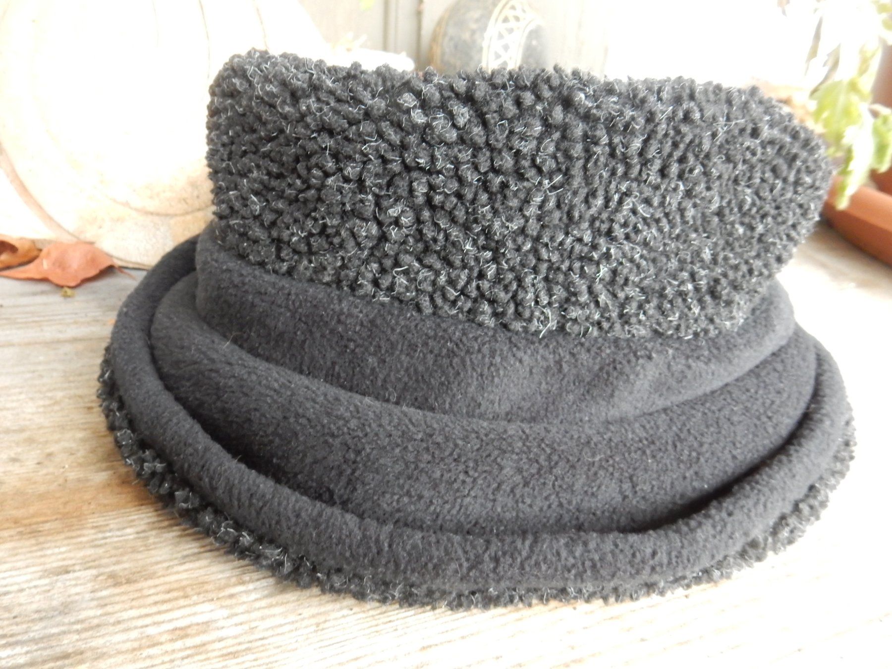 Mütze Fleece & Bouclé one size aus Südfrankreich (Gebraucht) in ...