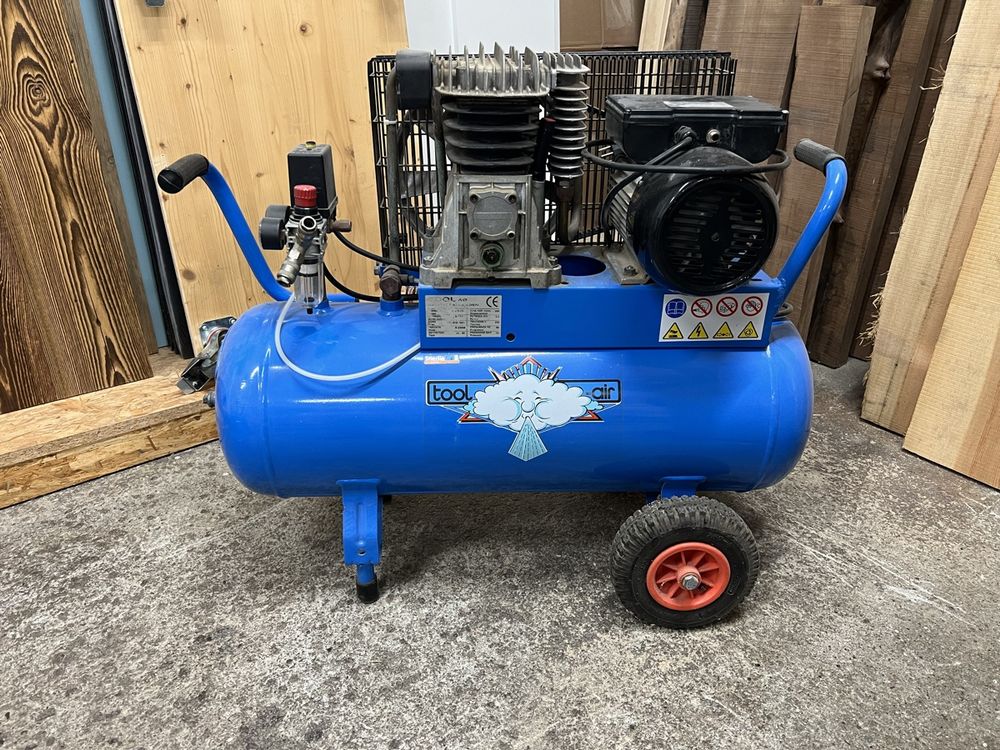 Kompressor Tool-air 50 l (Defekt) in Perlen für CHF 112 – nur Abholung auf Ricardo kaufen