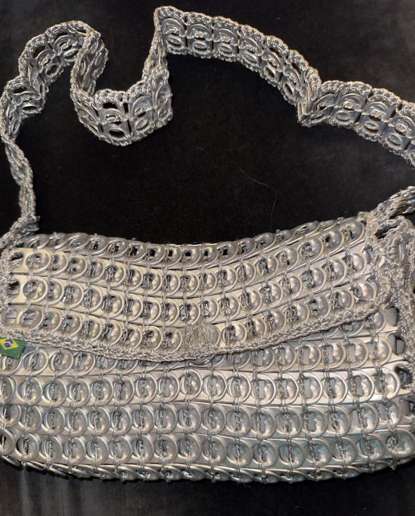 Handmade Upgraded Upcycled Soda Drinks Can’s Pull Tabs Bag (Neu (gemäss ...