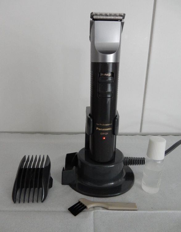 Panasonic ER121 (Gebraucht) in Riggisberg für CHF 20 – mit Lieferung ...