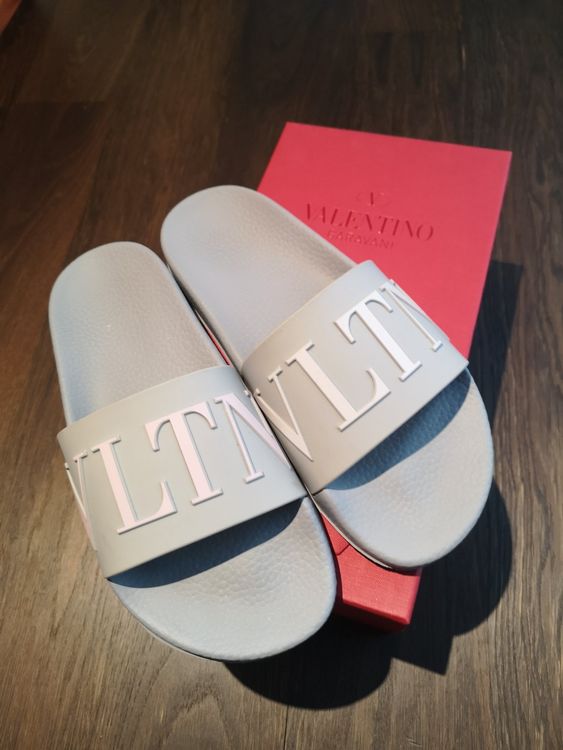 Valentino Badesandale Latschen PVC Sandals (Gebraucht) in Aesch ZH für ...