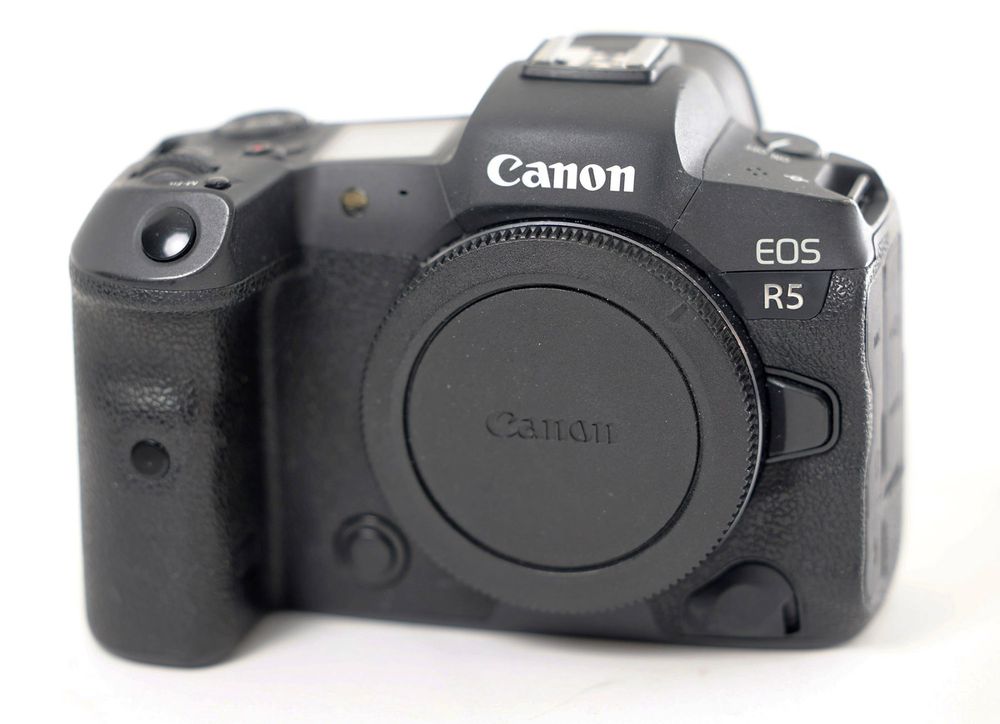 Canon EOS R5, 45 MP Vollformat (Gebraucht) in Davos Platz für CHF 1850 – mit Lieferung auf ...