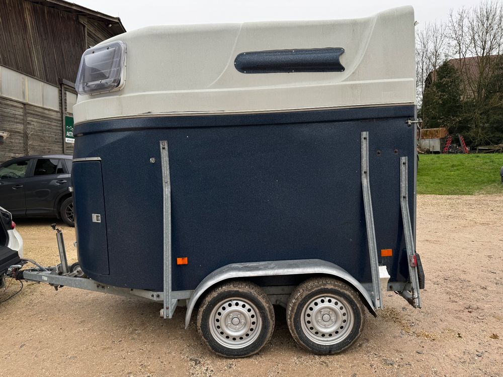 2er Pferdeanhänger CHROMY mit Sattelkammer | Kaufen auf Ricardo