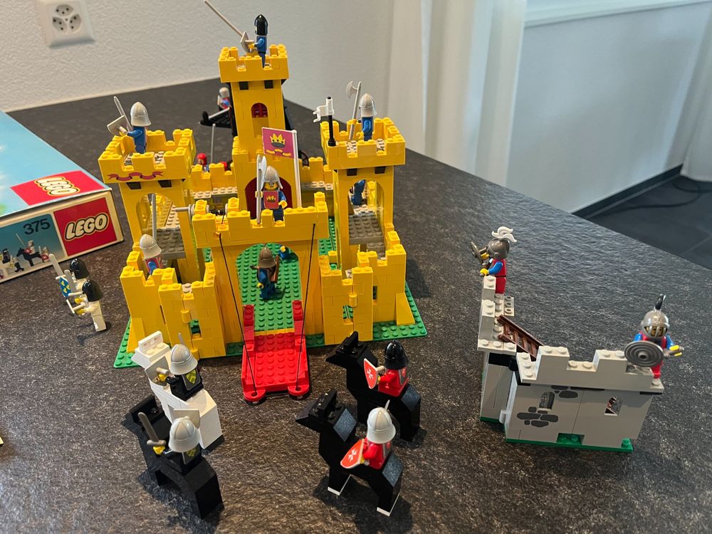 Lego Ritterburg 375 und Belagerungsturm 6061 | Kaufen auf Ricardo