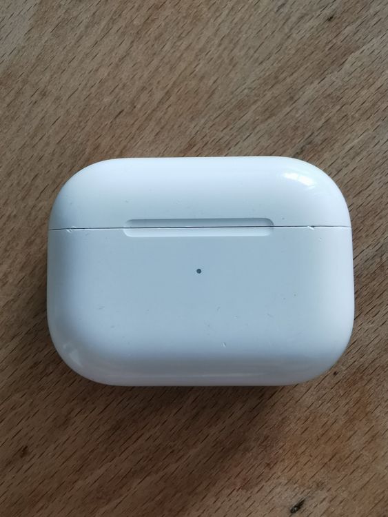 Apple Charging Case für Airpods Pro ab 1.- (Gebraucht) in für CHF 42 ...