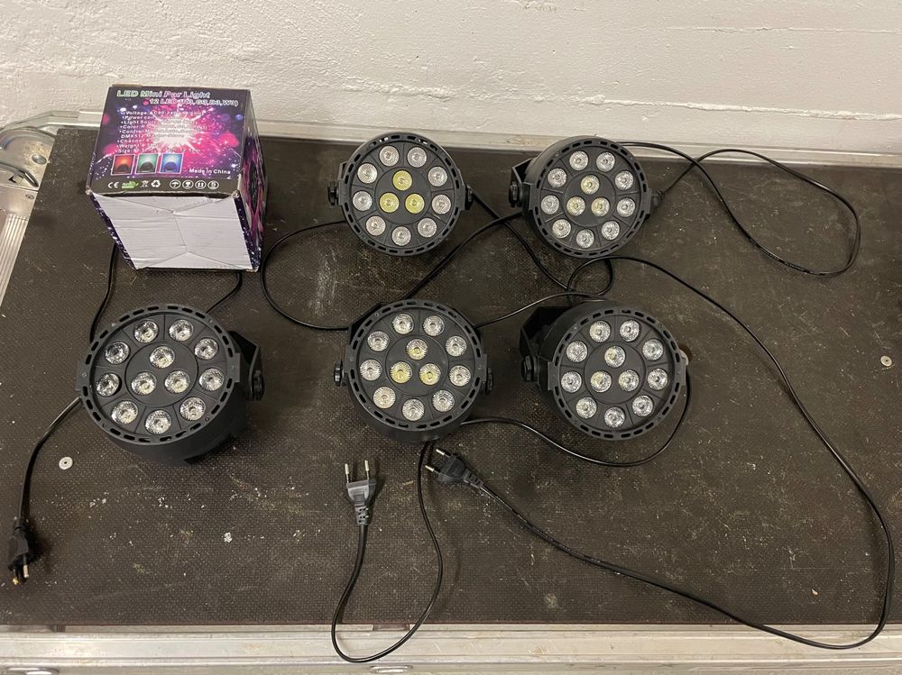 6x LED PAR Spot Scheinwerfer (Gebraucht) in Richterswil für CHF 91 ...