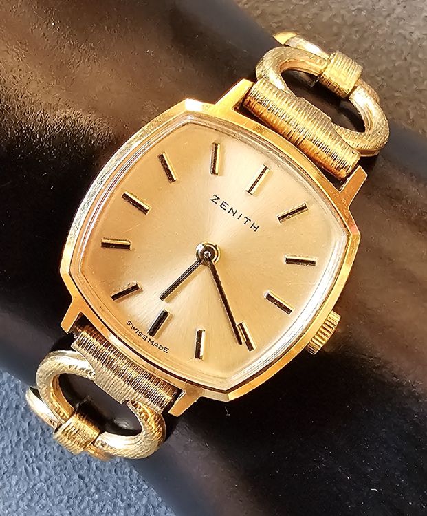 ZENITH Handaufzug Vergoldet Swiss Made Damenuhr (Gebraucht) in Speicher für CHF 129 – mit ...
