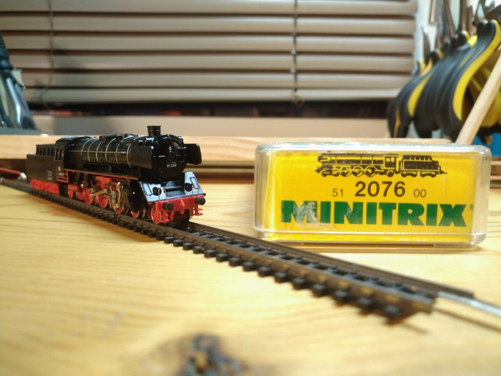 Minitrix ⁵¹2076⁰⁰, Schlepptenderlok BR 01 (Gebraucht) in Buckten für ...