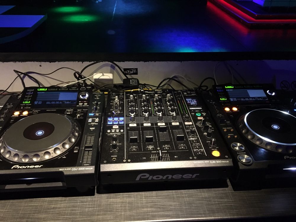 Pioneer DJ - 2x CDJ-2000nexus | Acheter sur Ricardo