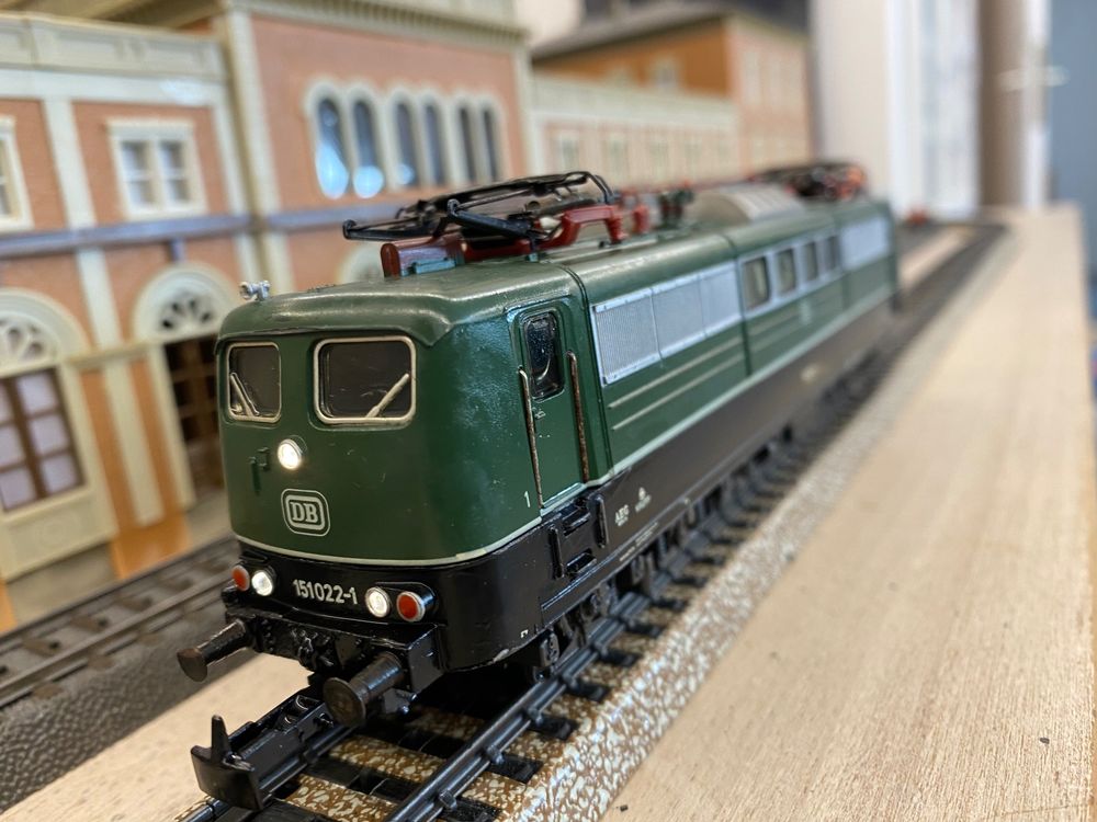 Märklin 3057 DB BR 151 grün (Gebraucht) in Lupsingen für CHF 99 – mit Lieferung auf Ricardo kaufen