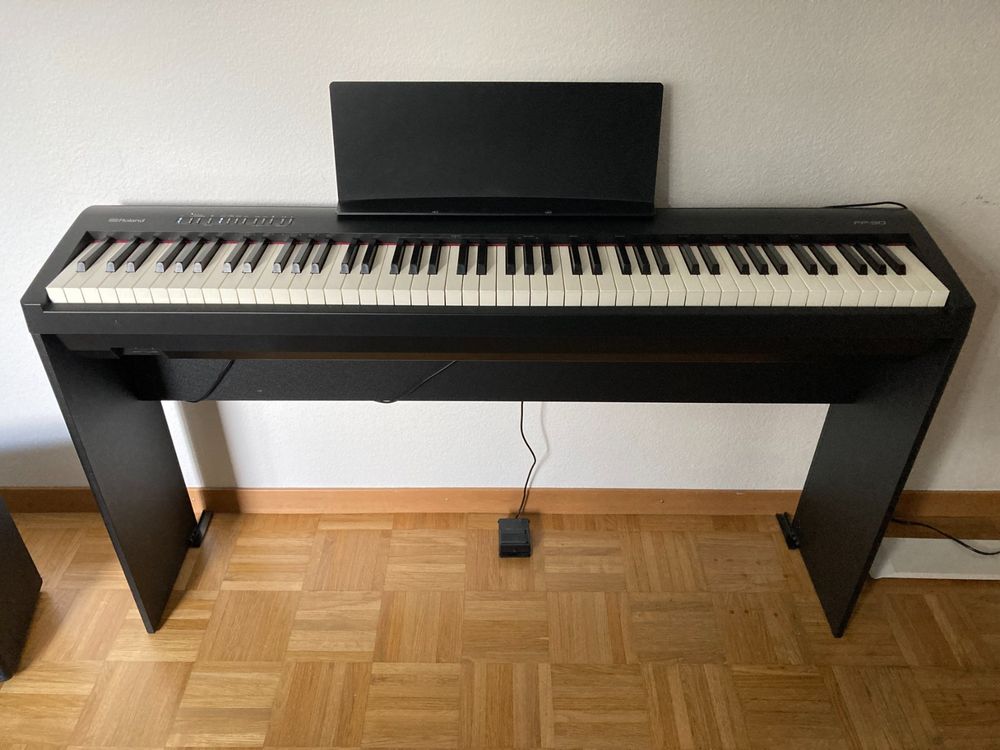Roland FP-30X stage electric piano + Roland KSC-70-BK stand (Gebraucht ...