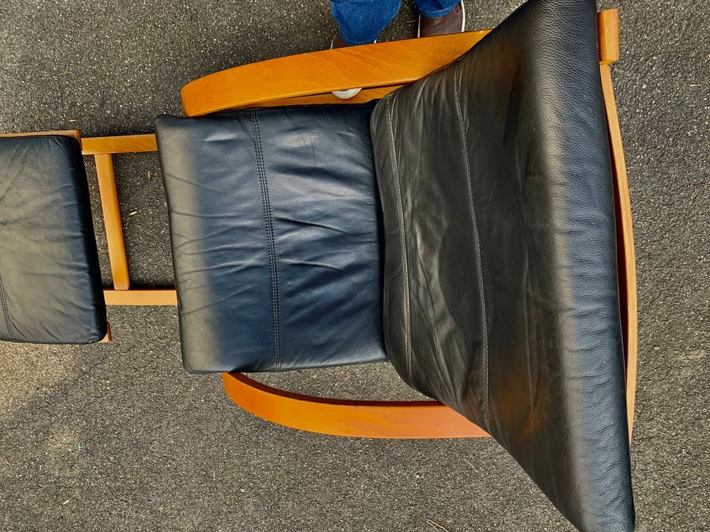 Freischwinger Relaxsessel aus Leder (Gebraucht) in Wallisellen für CHF 20 – nur Abholung auf ...