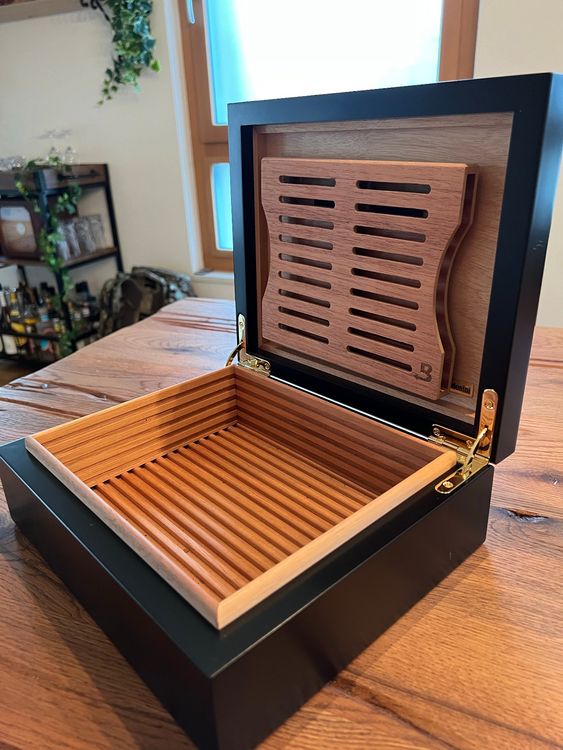 Adorini Humidor Torino Deluxe inkl. Humidipak 2er Holzhalter (Gebraucht ...
