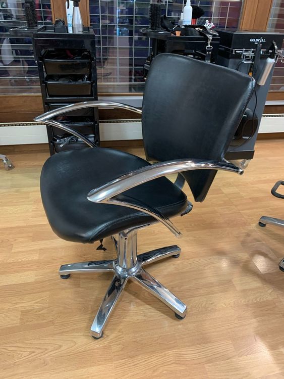 Coiffeurstuhl / Friseurstuhl | Kaufen auf Ricardo