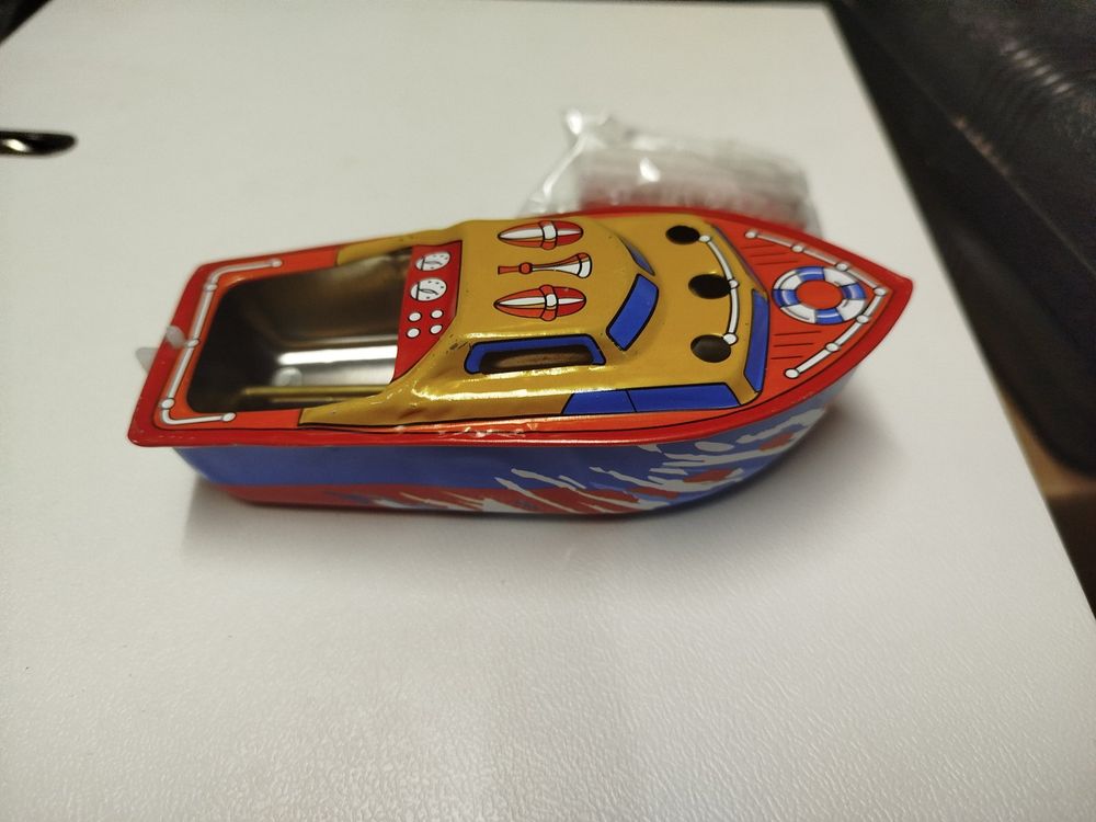 Tolles Spielzeugboot aus Blech Putt-Putt-Boot Dampfspielzeug (Neu und ...