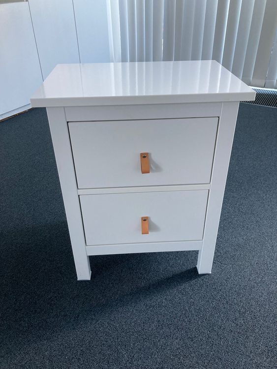 Ikea Hemnes Nachttisch weiss (Gebraucht) in Zwingen für CHF 19 – nur Abholung auf Ricardo kaufen