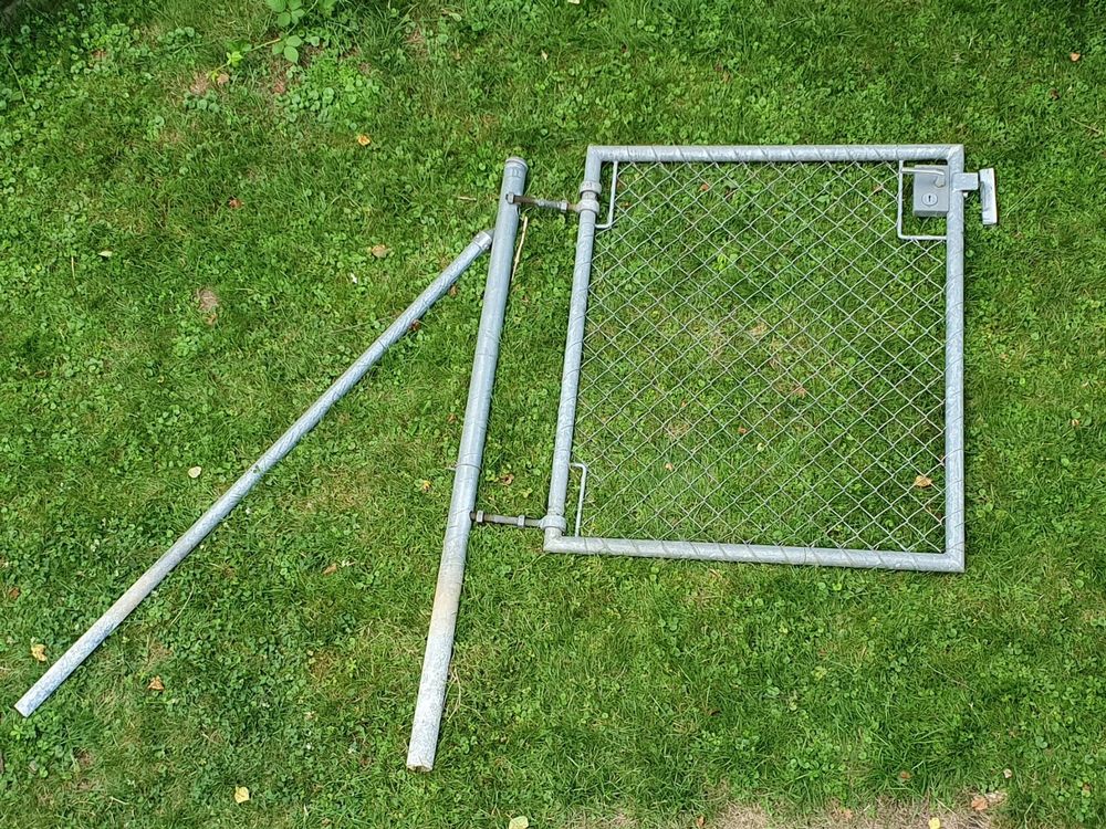 Gartentor Maschendrahtzaun (Gebraucht) in Utzenstorf für CHF 143 – nur ...
