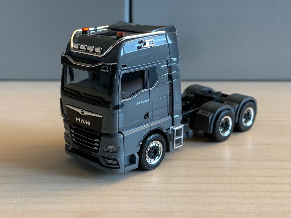 MAN TGX GX 33.580 6x4 (Neu und originalverpackt) in Felben-Wellhausen ...