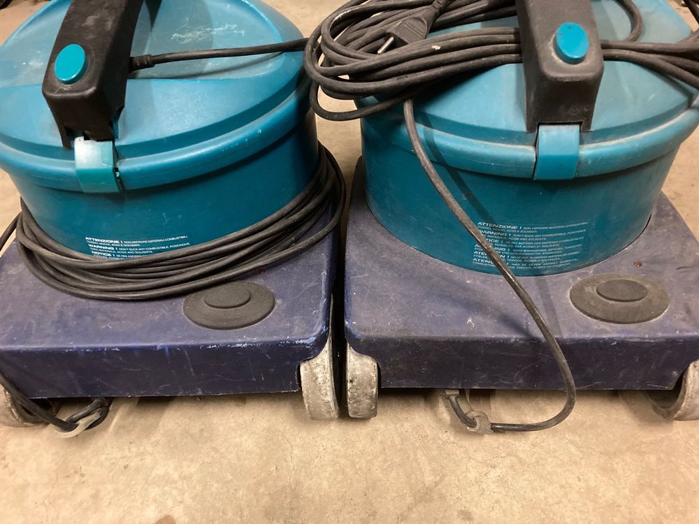 #73# 2x Wetrok Monovac Staubsauger (Defekt) in Boniswil für CHF 50 ...