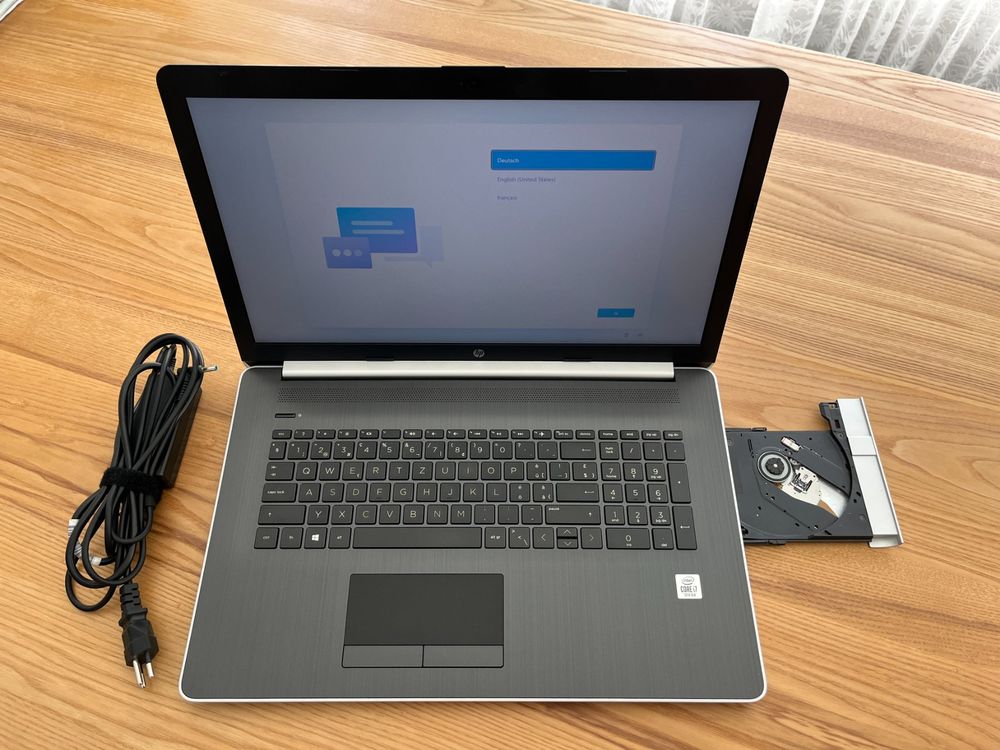 HP Laptop Intel(R) Core(TM) i7 10TH GEN 17-Zoll | Kaufen auf Ricardo