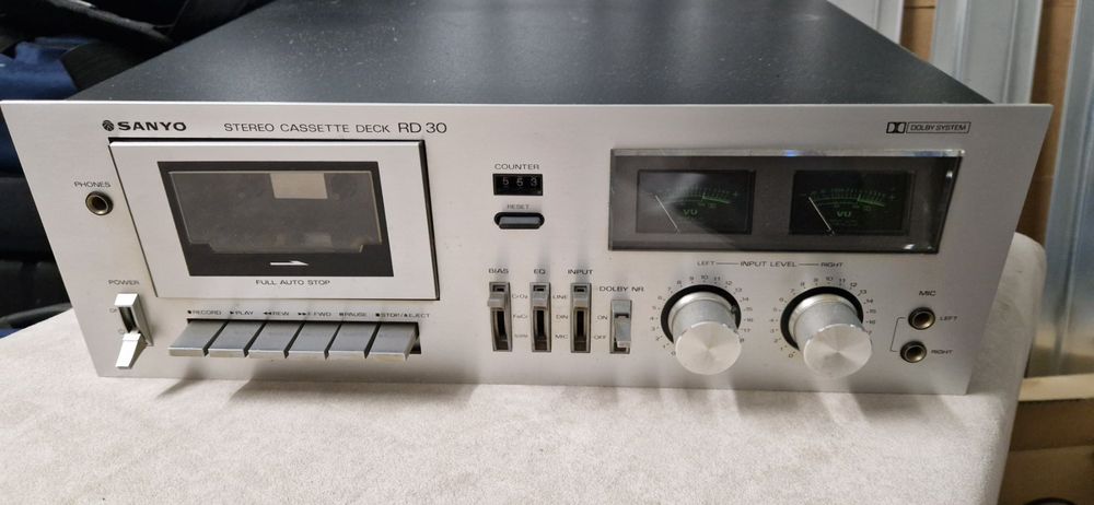 Kassettenspieler Sanyo RD-30 aus den 80er (Gebraucht) in Wallisellen ...