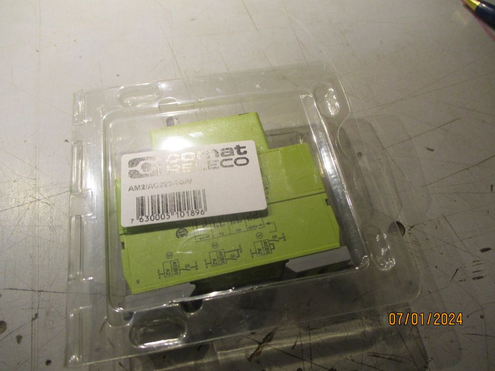 COMAT RELECO AM2 230V (Neu und originalverpackt) in Langnau i. E. für ...