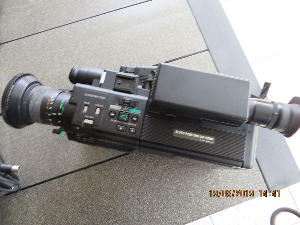 SONY Videorecorder CCD-V50E | Kaufen auf Ricardo